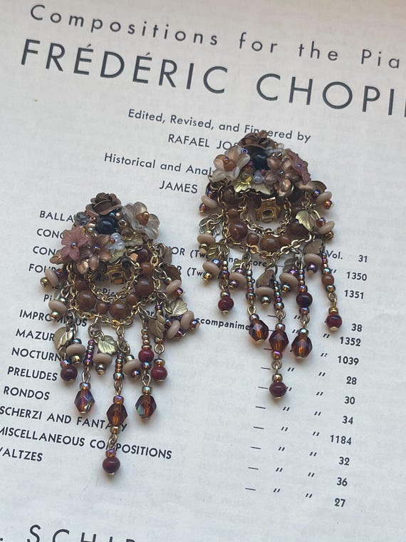 Vintage COLLEEN TOLAND Long Fringe Flower Brown and G… - Gem