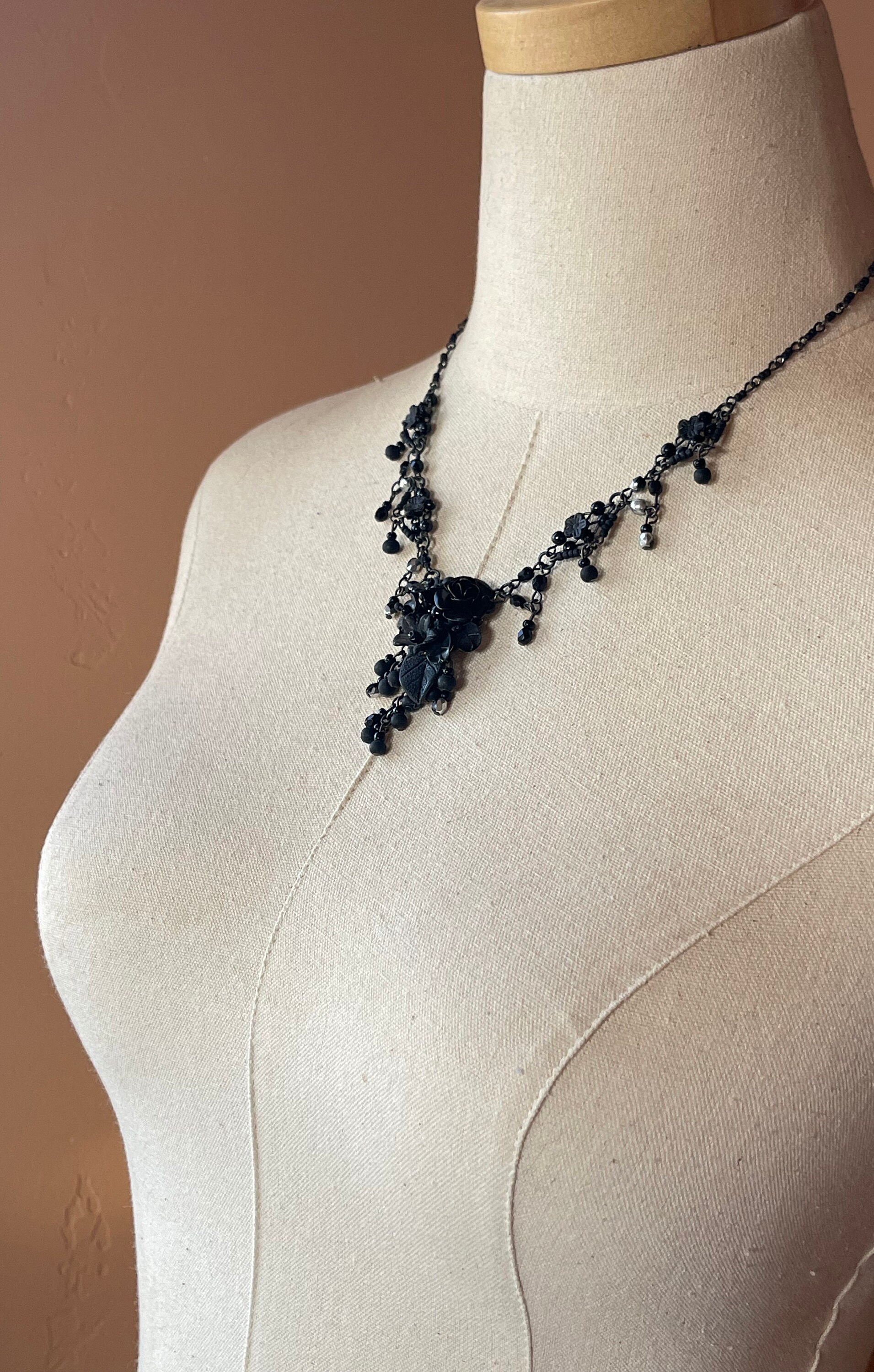 Rare Vintage COLLEEN TOLAND Black Rose Floral Necklace Handmade Jewelry ...