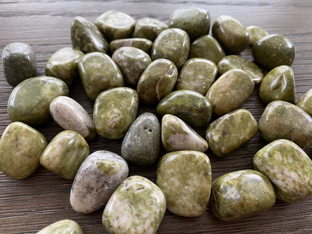Tumbled Epidote Crystals - Etsy