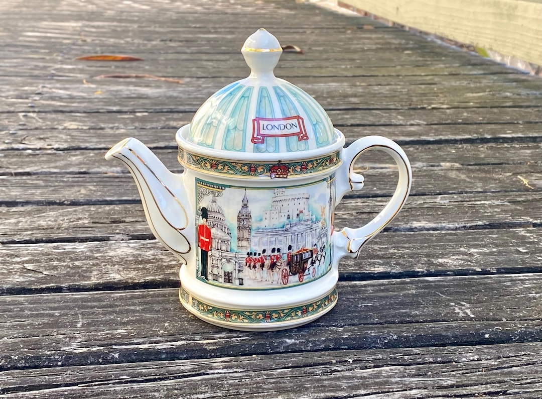 Vintage James Sadler-horseguards-collectible London Heritage Porcelain ...