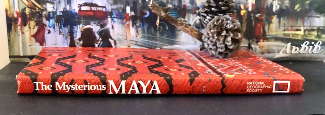 The Mysterious Maya by Stuart, George & Stuart, Gene - Published by ...