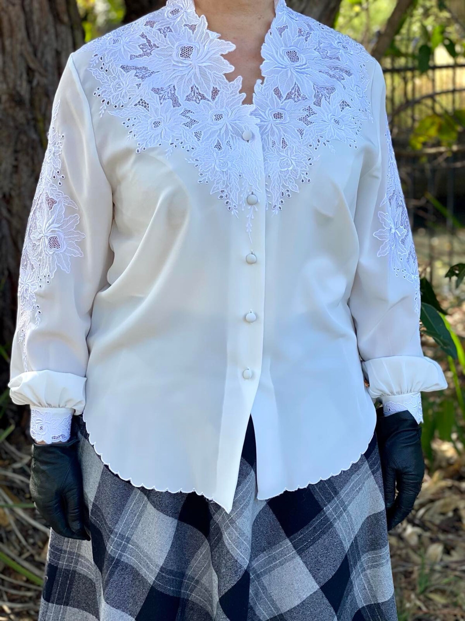 Vintage 1980s Angelica Paris White Poet Sleeve Floral Appliqué Shirt ...