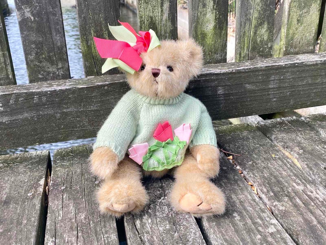 Vintage the Bearington Collection Spring Bear With Bow and Green Flower ...