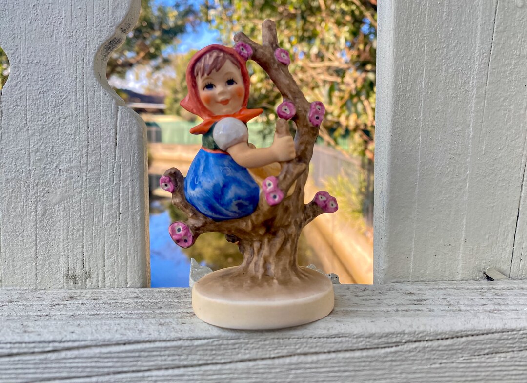 Vintage Hummel Goebel - “apple Tree Girl” - Collectible Display ...