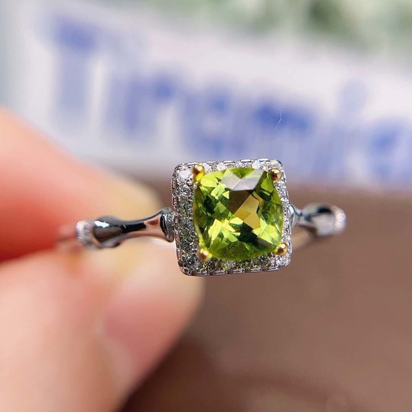 Silver Peridot Ring - Etsy
