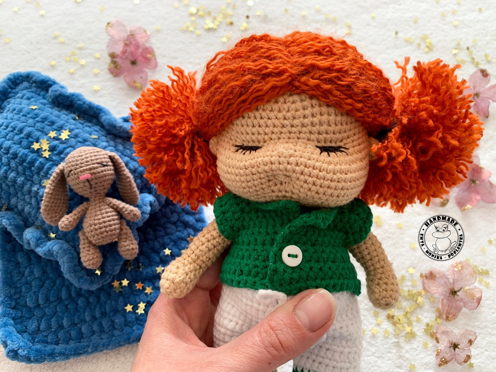 SOPHIA the Sleepy Girl With Outfit, Miniature Bunny and Bedding Set ...