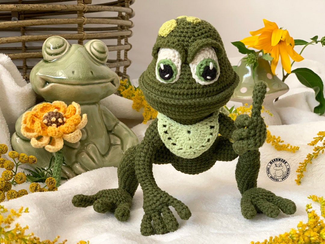 HUGO the Frog With Flower Green Froggy Finished Toy Poseable Crocheted ...
