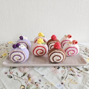 Cute Crochet Play Food Cake Roll: Chocolate, Raspberry or Blueberry - Etsy