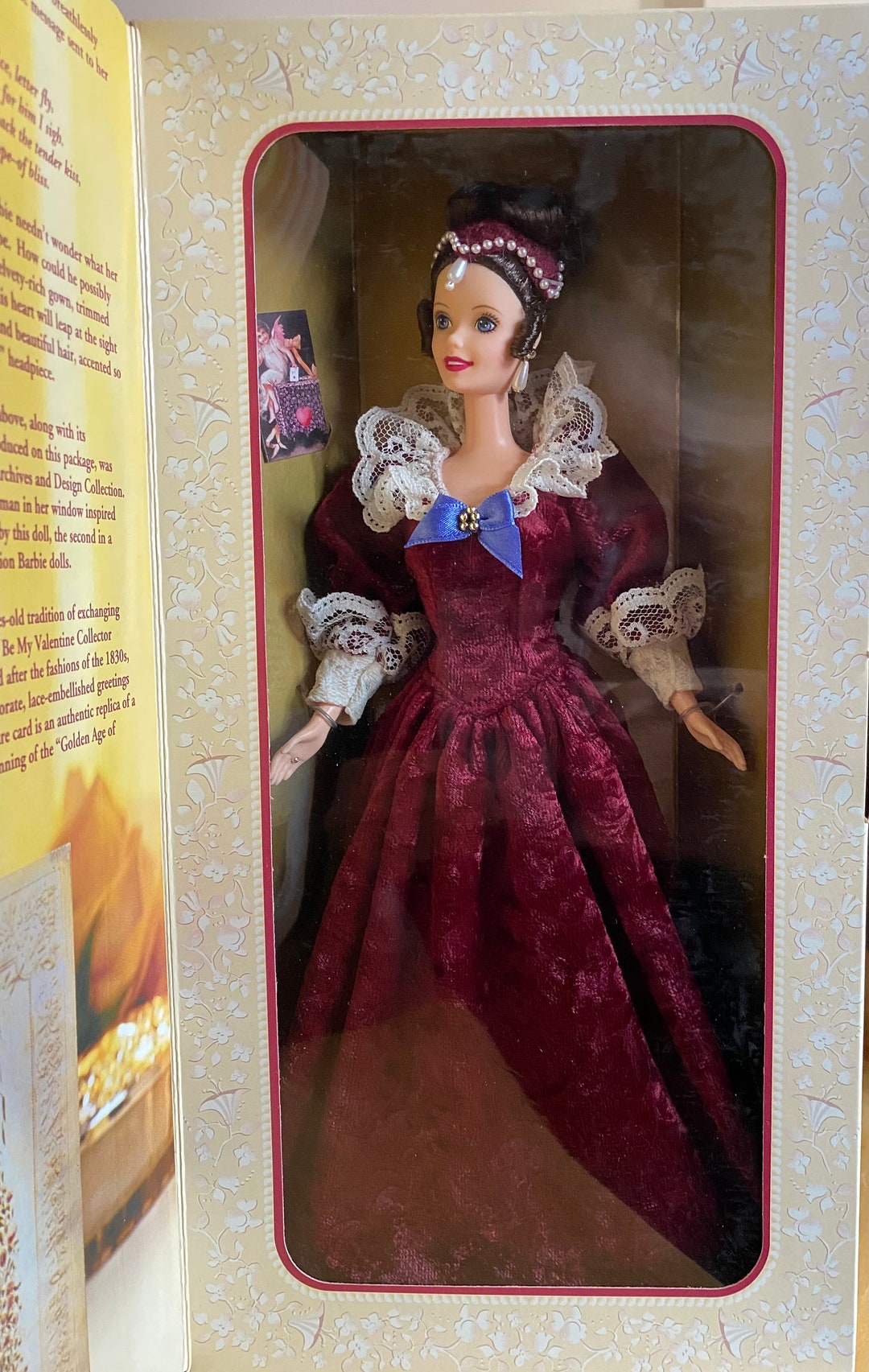 Barbie Hallmark Special Edition Sentimental Valentine 2nd in Collector ...