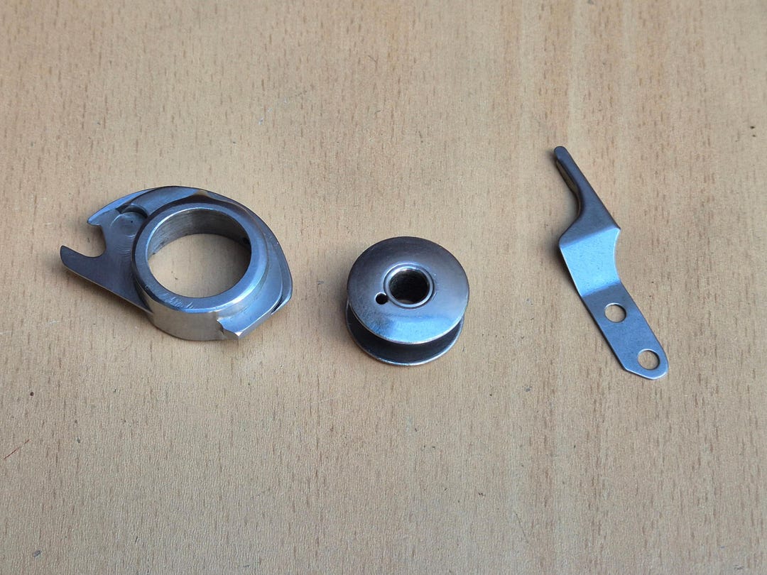 Original Singer Bobbin Case + Position Bracket Latch for Model 99 - Etsy