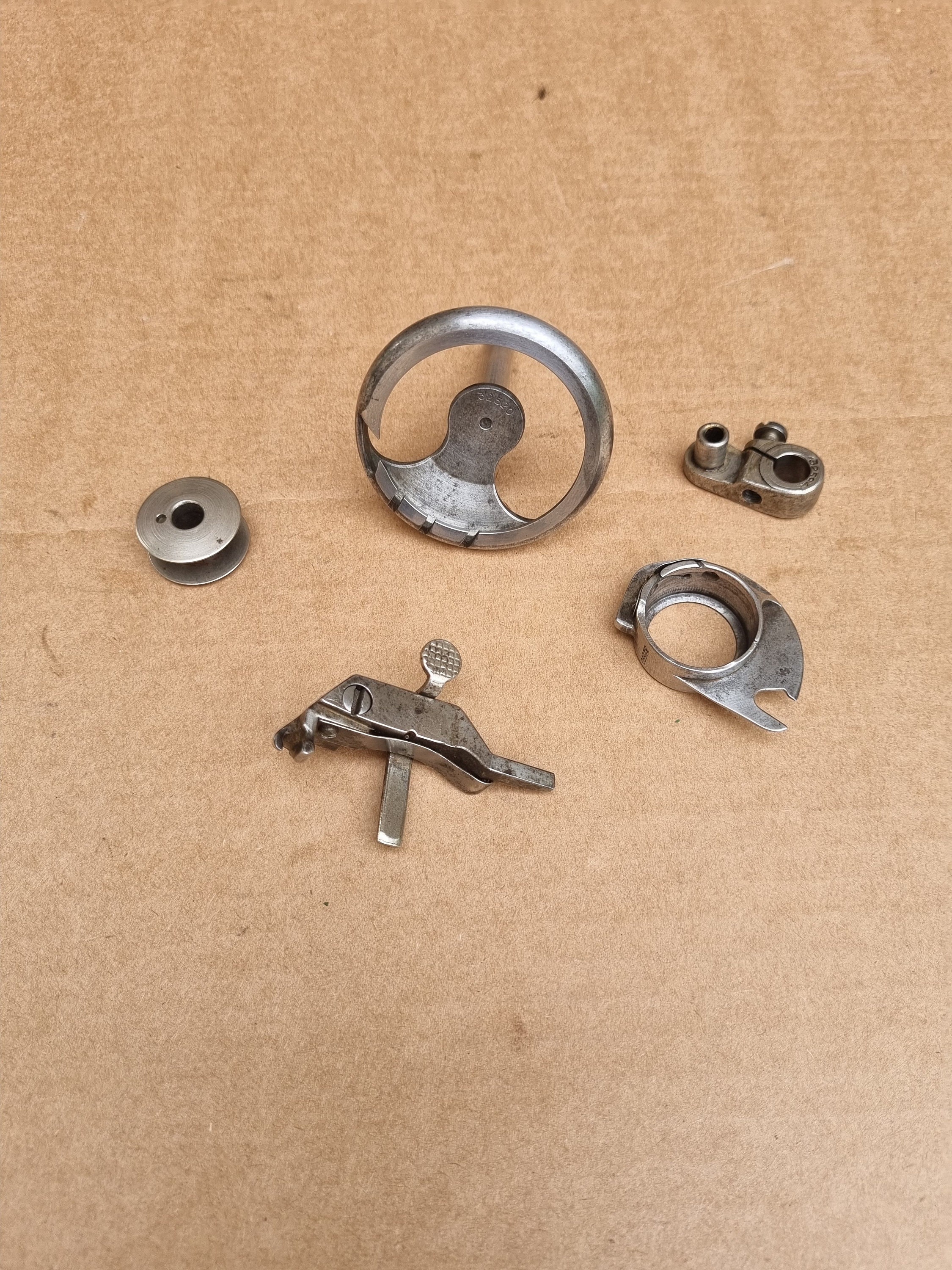 Singer 66 Sewing Machine Oscillating Hookbobbin Caseejector - Etsy