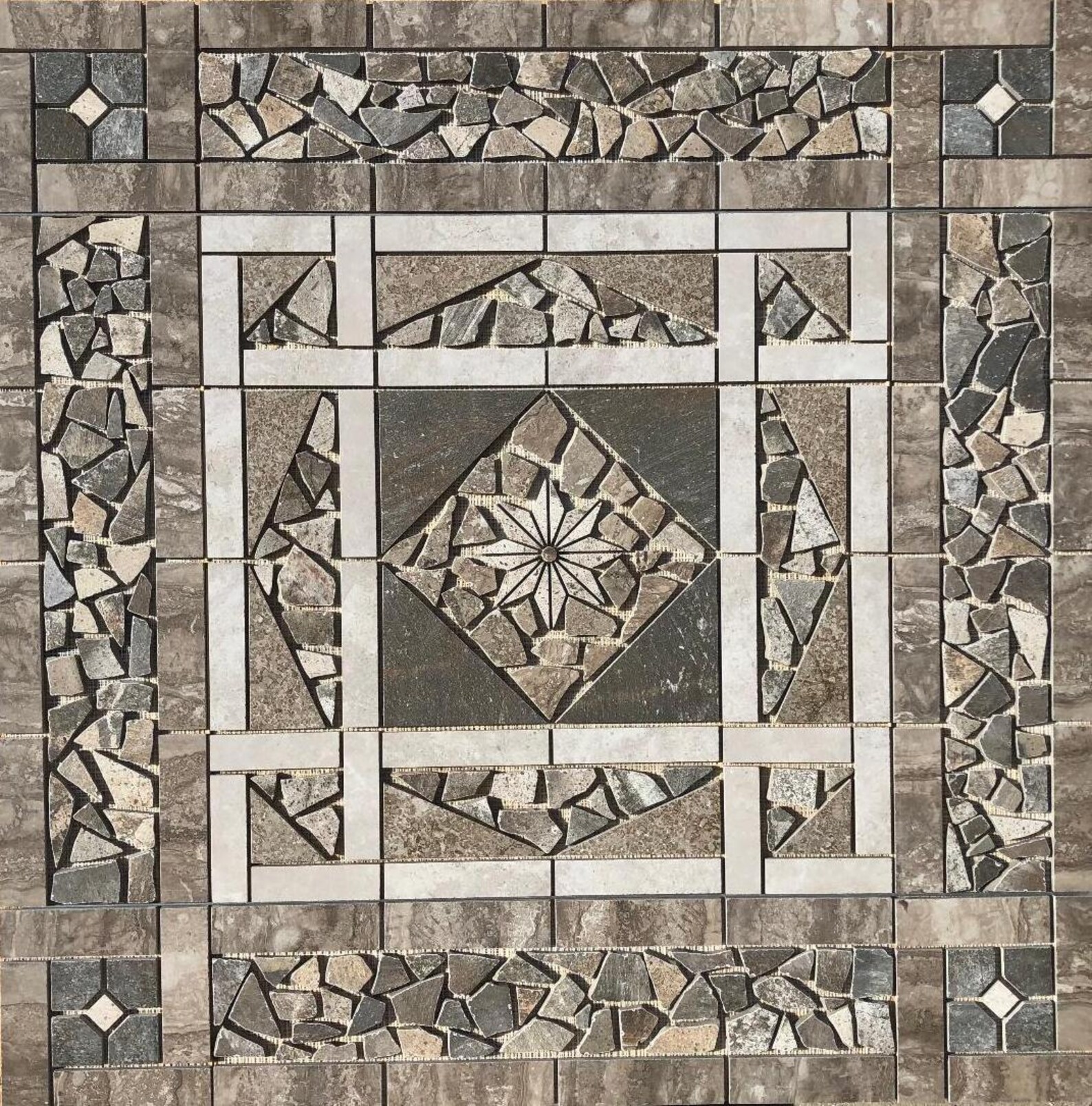 36" X 36" Tile Medallion - Daltile Affinity, Porada & Exquisite Tiles ...