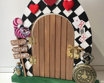 Alice in wonderland | Etsy