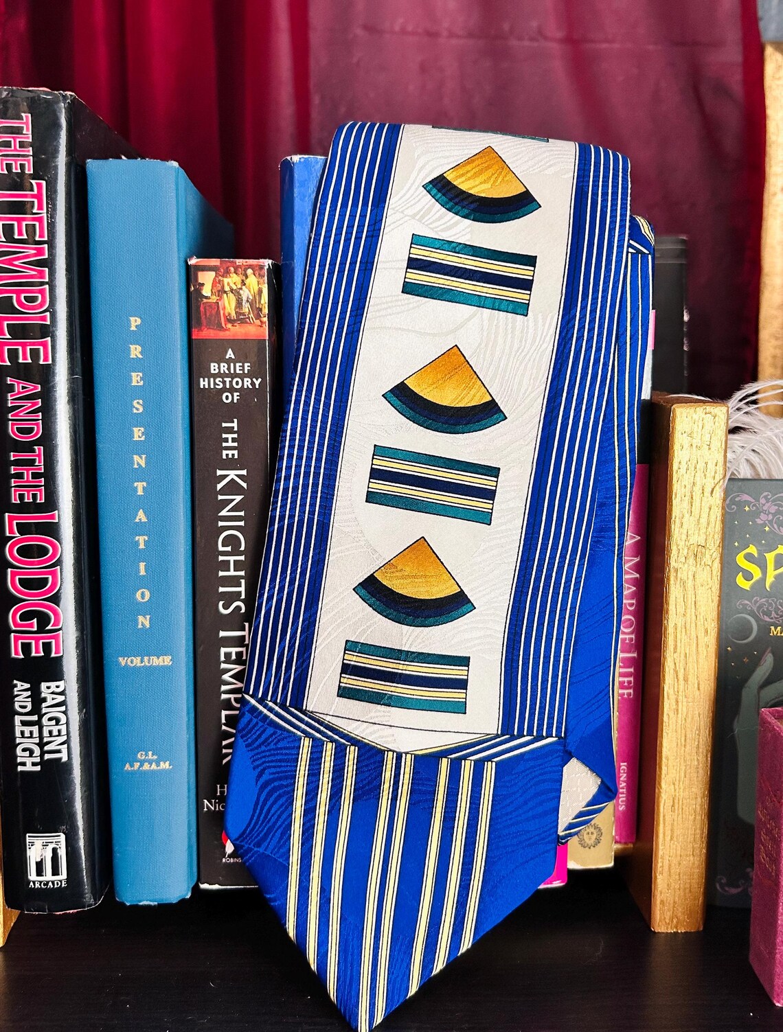 Vintage 80s Silk Blue and Gold Art Deco / Egyptian/ Masonic Necktie - Etsy