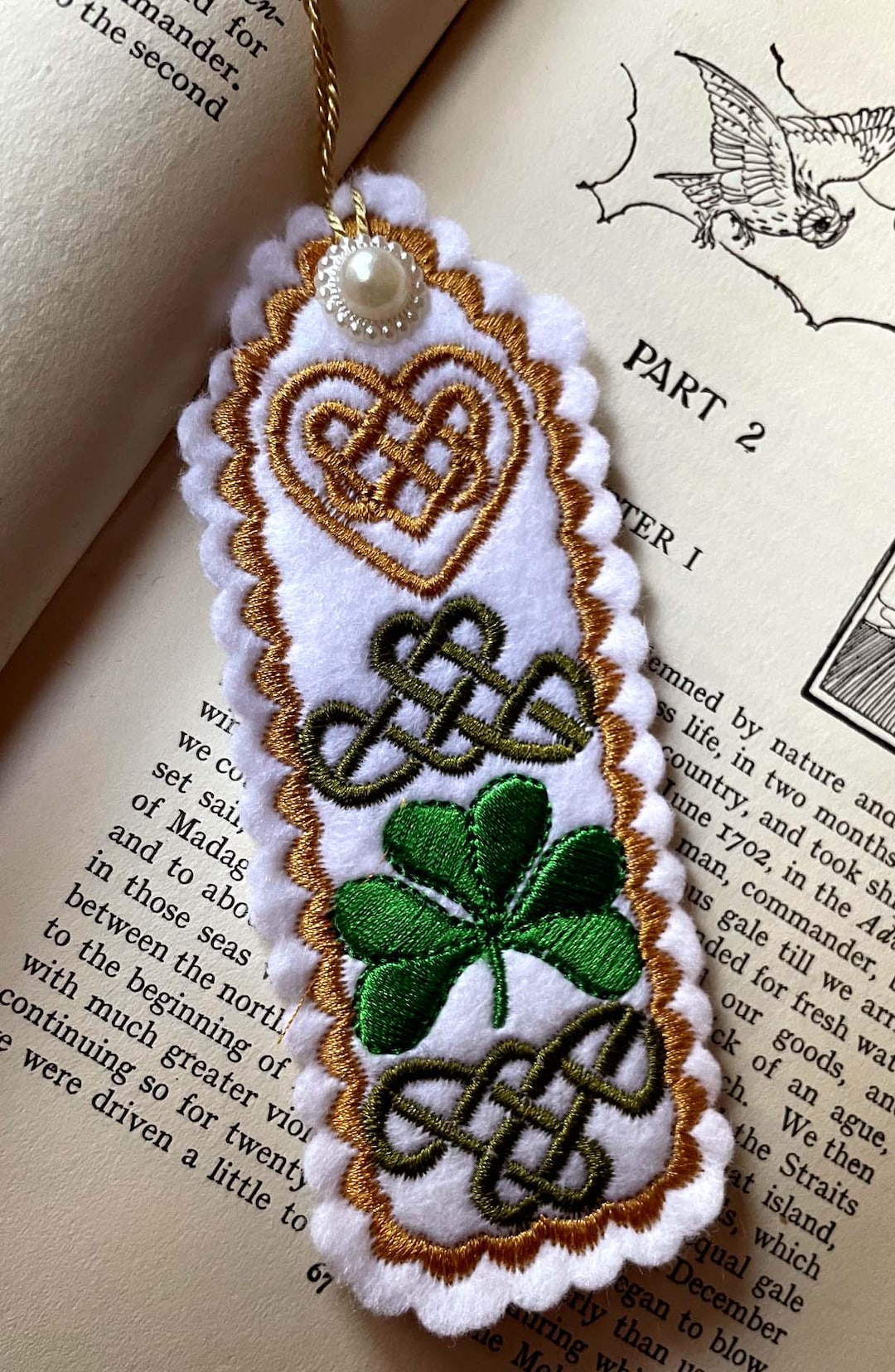 Celtic Knot and Shamrock Felt Book Mark - Etsy