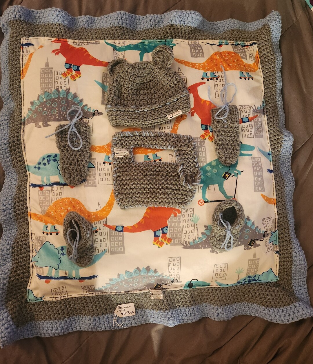 Dino Recreation Nap/ Tummy Time Pad - Etsy