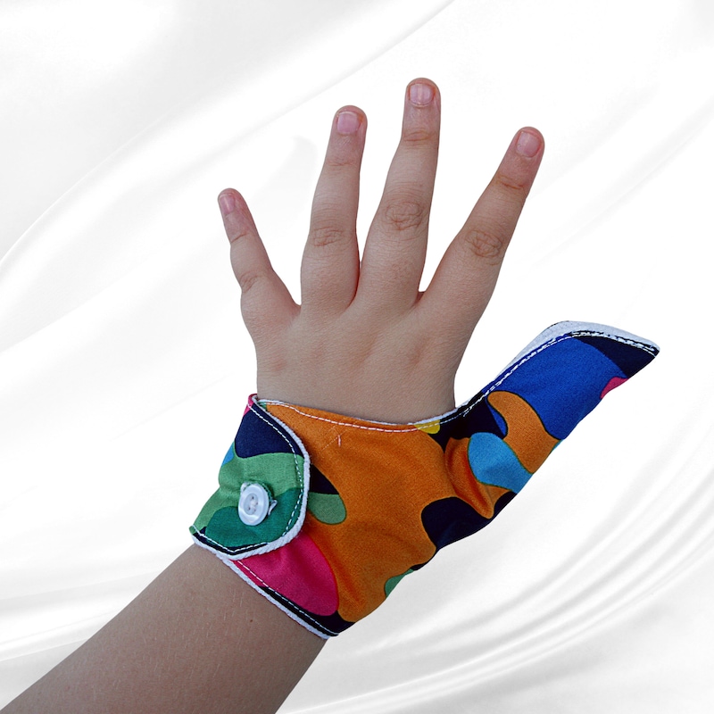 Biting Gloves - Etsy