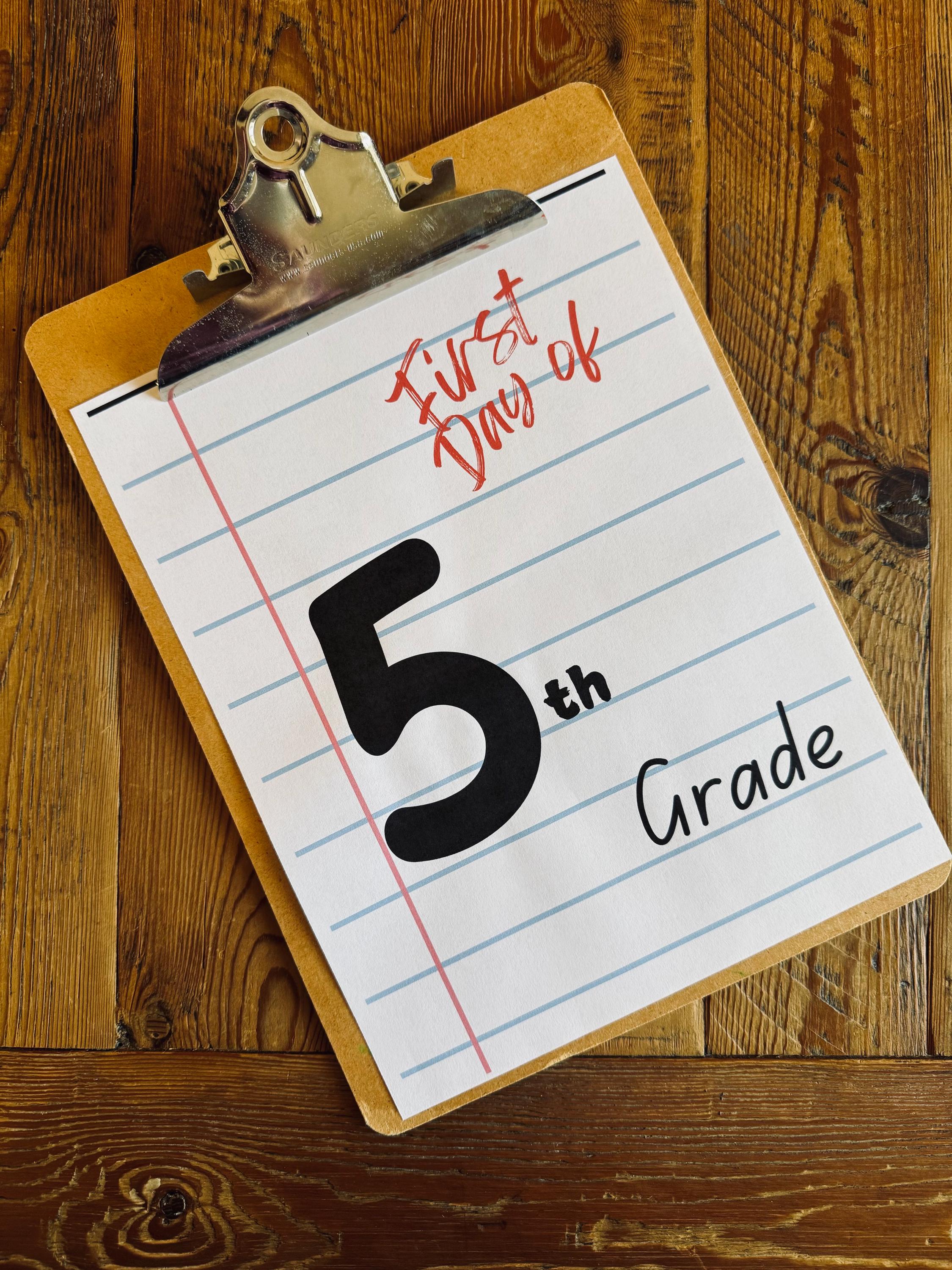First Day of 5th Grade Printable - Etsy