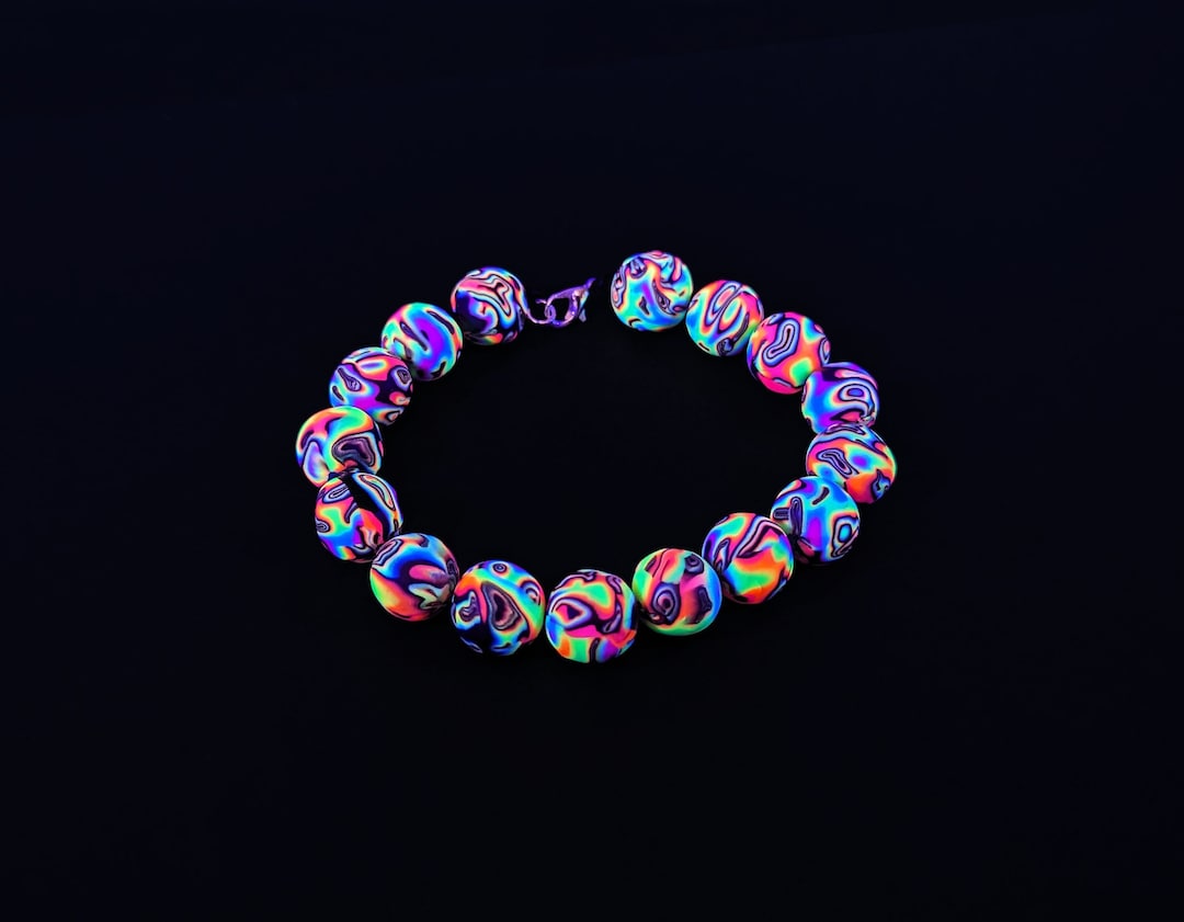 UV Beaded Bracelet, Psychedelic Rainbow Pattern, Trippy Friendship ...