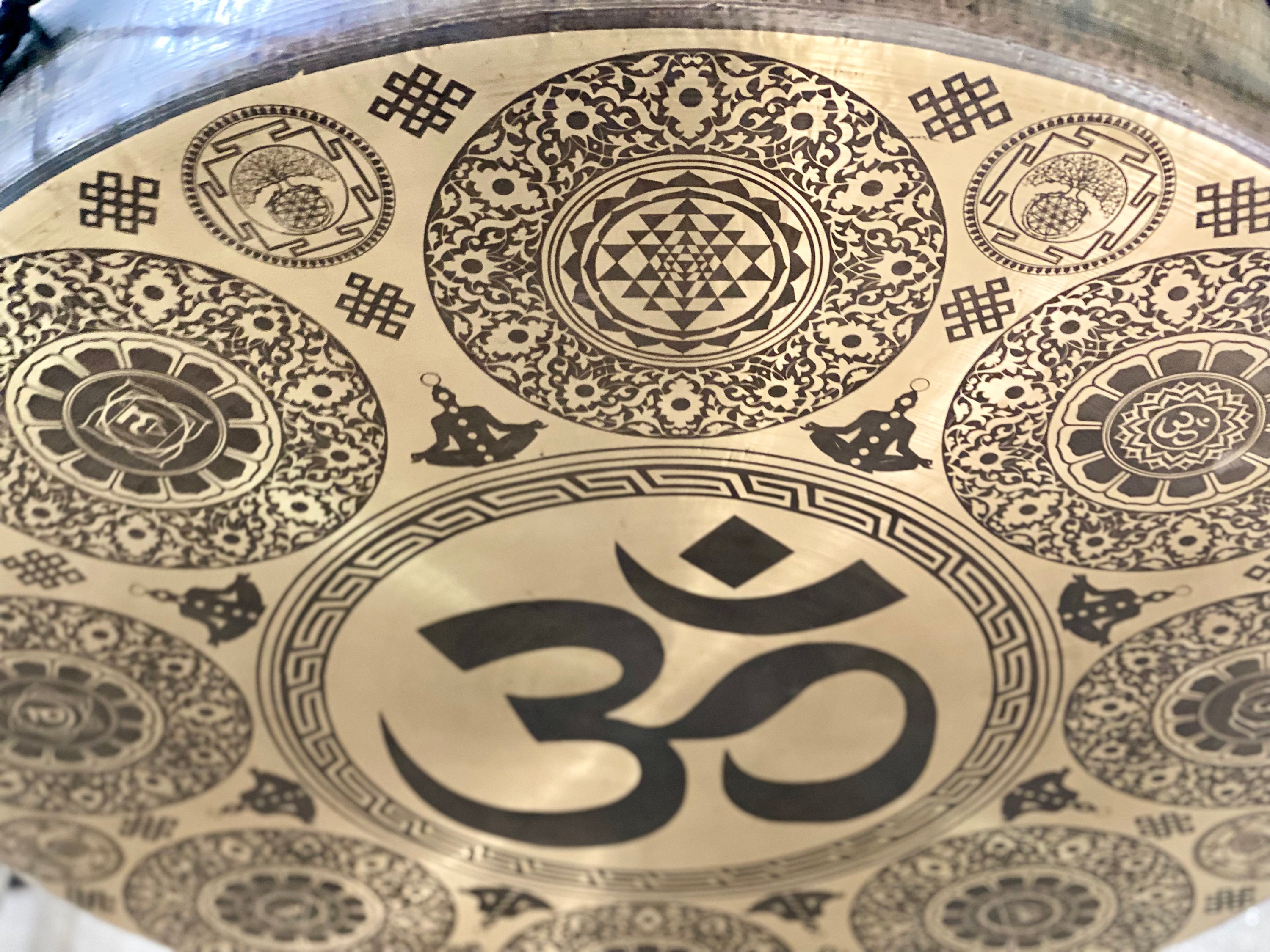 Gong Meditation With Buddha and Chakra Carvings-chakra Alignment ...