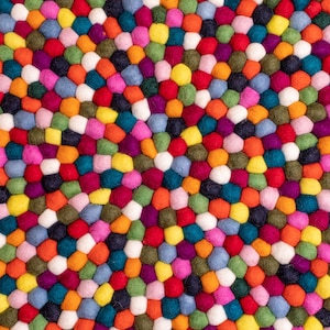 Add a Vibrant Touch to Your Space With Our Handmade Rainbow Circle Wool ...