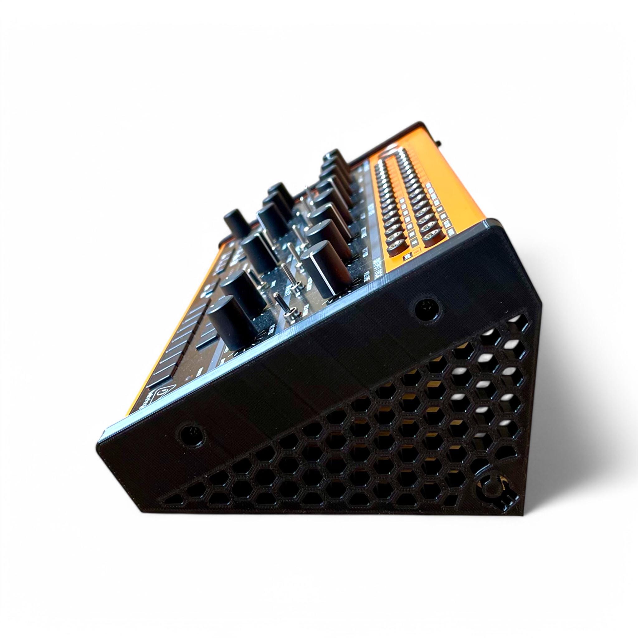 Behringer Crave / Edge / Spice / Grind Hex Cut Side Panels | 3D Printed ...