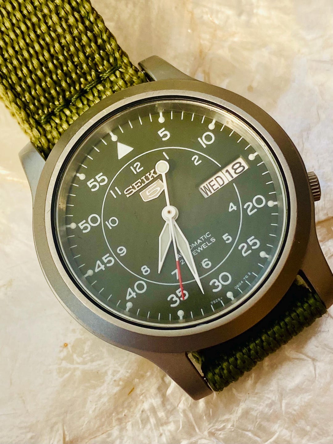 Seiko 5 Automatic Watch. Display Back Case - Etsy