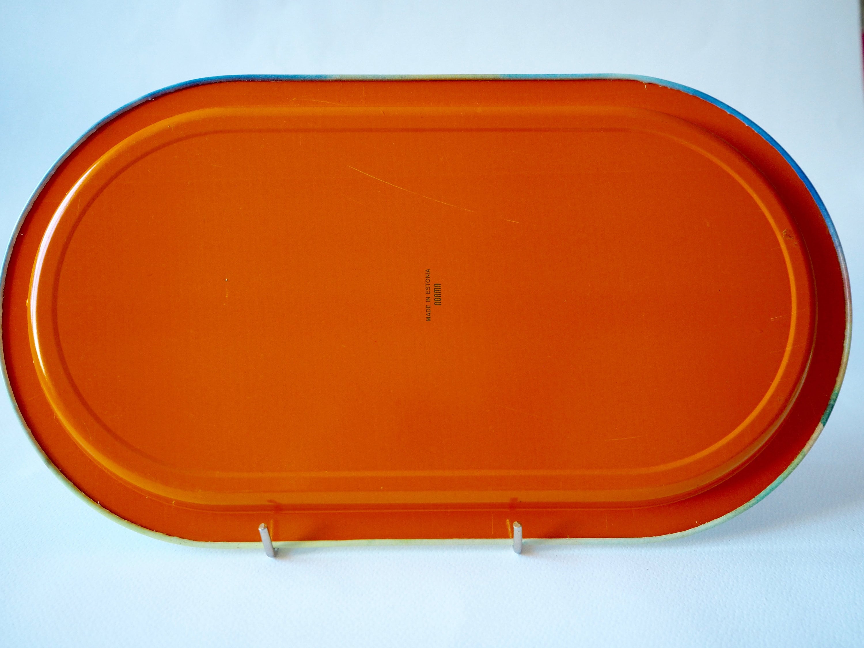 Small Oval Metal Serving Tray With Flower Print and 2 Small Oval Metal ...