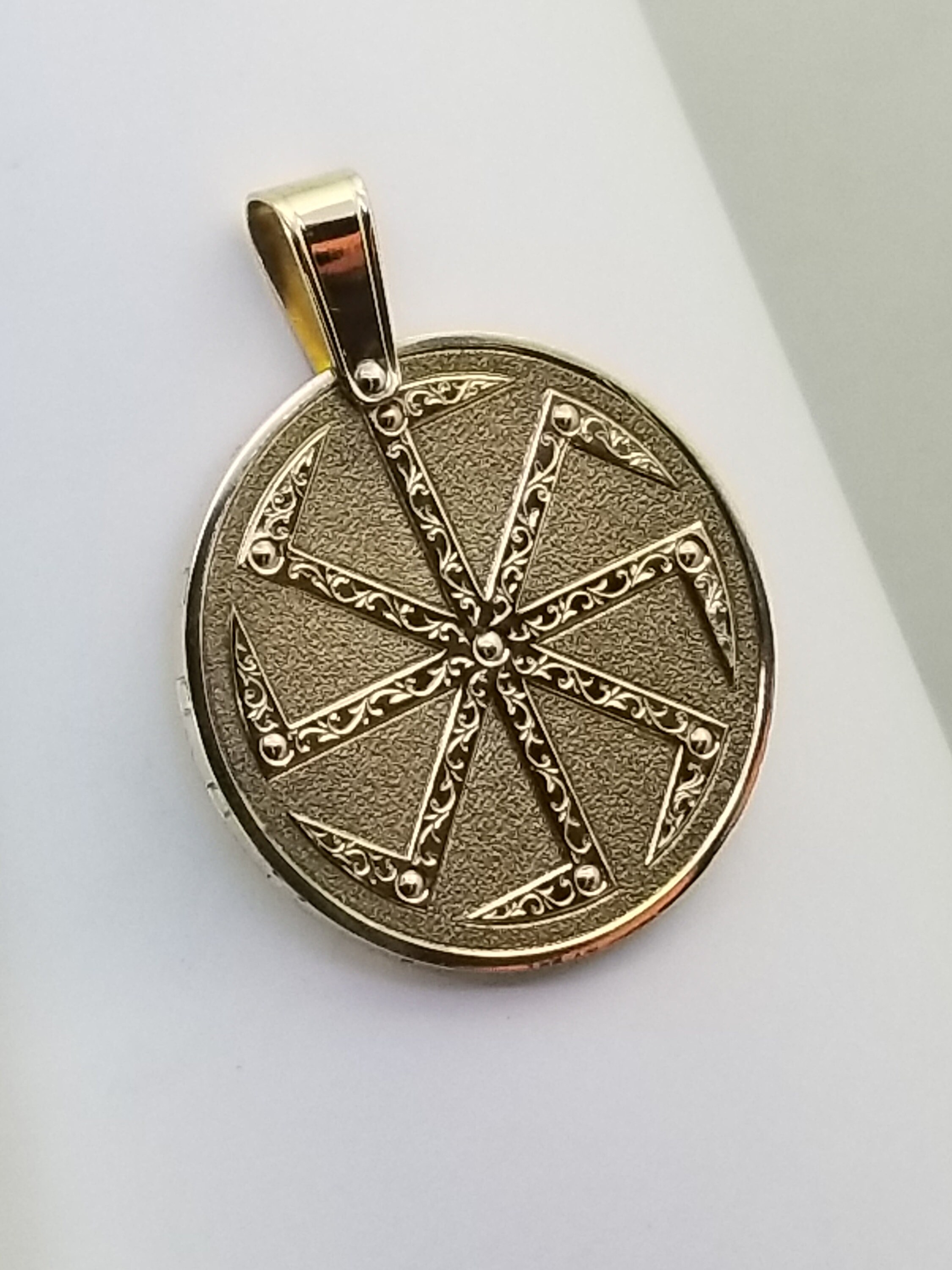 The Eight-beam, Clockwise Rotating Spinning Wheel, or Salted Spinning ...