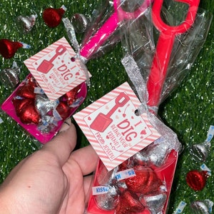 Kid’s Valentines Day Gift - I Dig Being Your Friend - Etsy