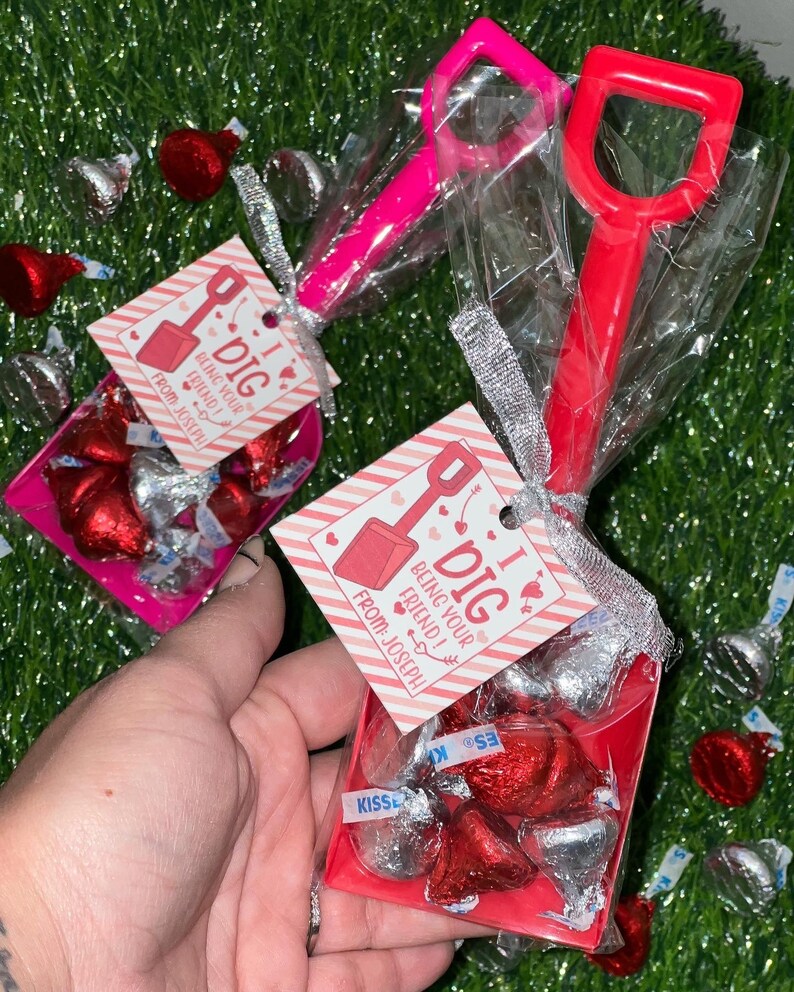 Kid’s Valentines Day Gift - I Dig Being Your Friend - Etsy