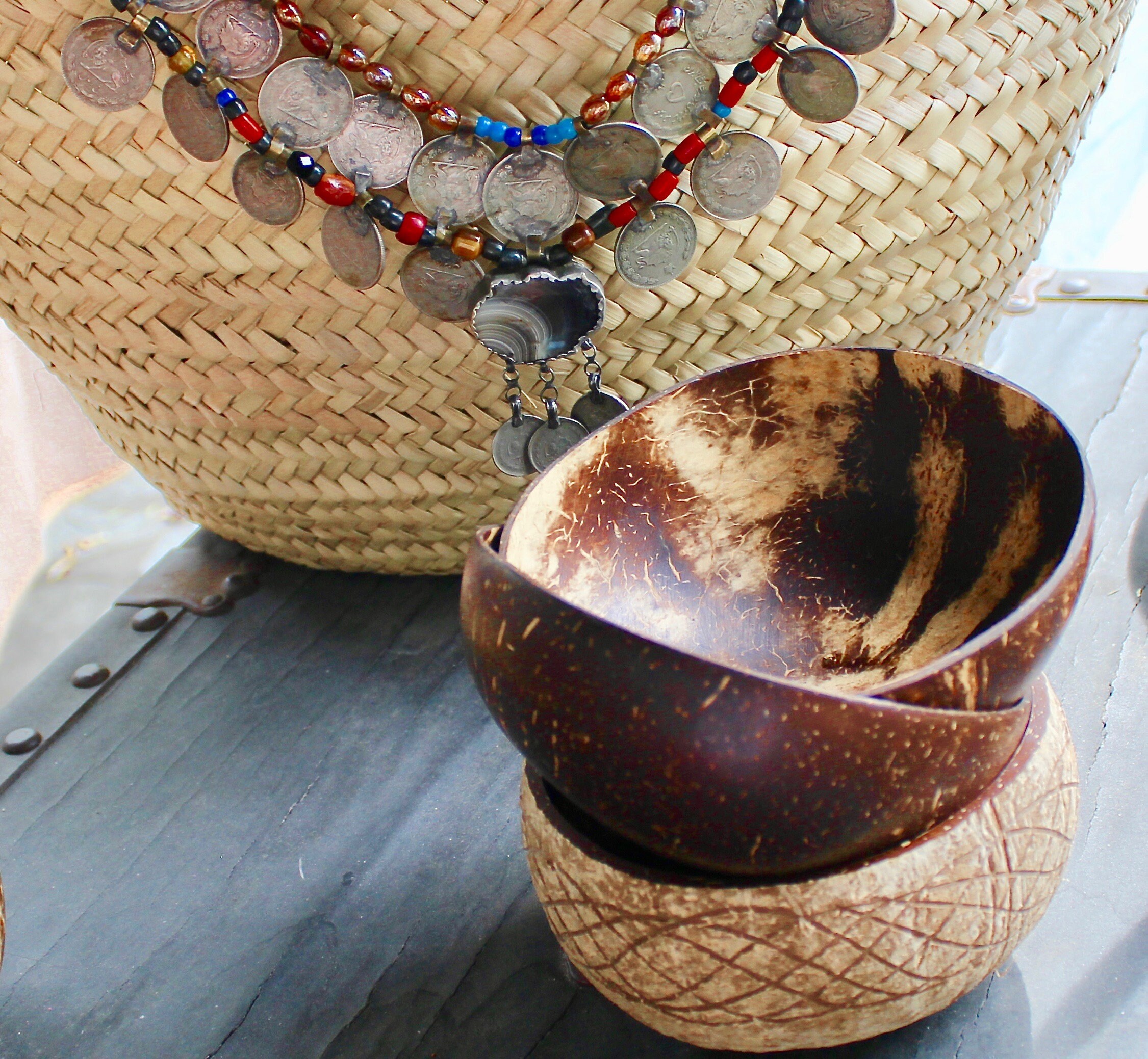 Wholsale Jumbo Coconut Shell Rain Forest 10pic - 30pic - 40pic -50 Pic ...