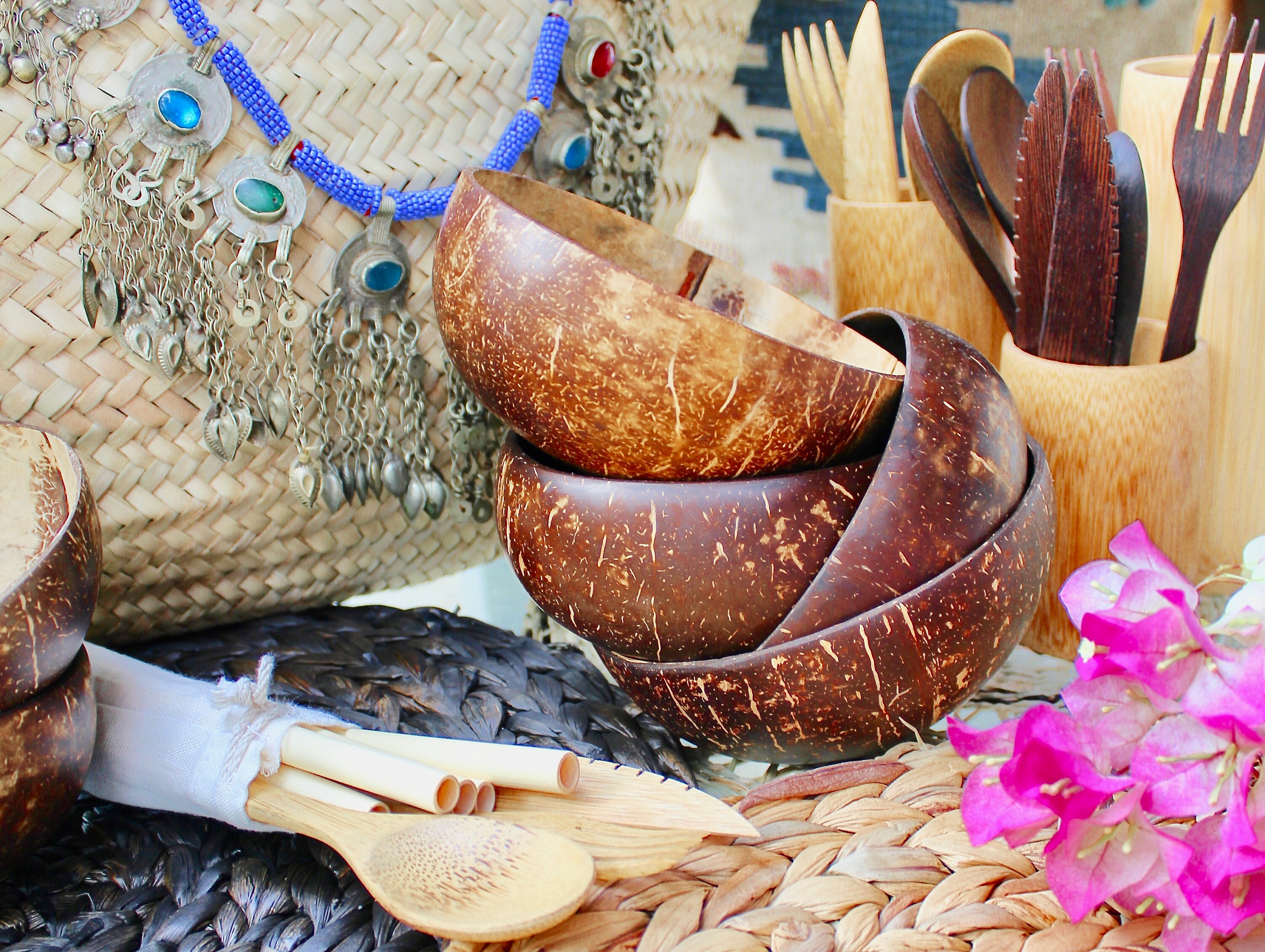 Wholsale Regular Coconut Shell Rain Forest 10pic - 30pic - 40pic -50 ...