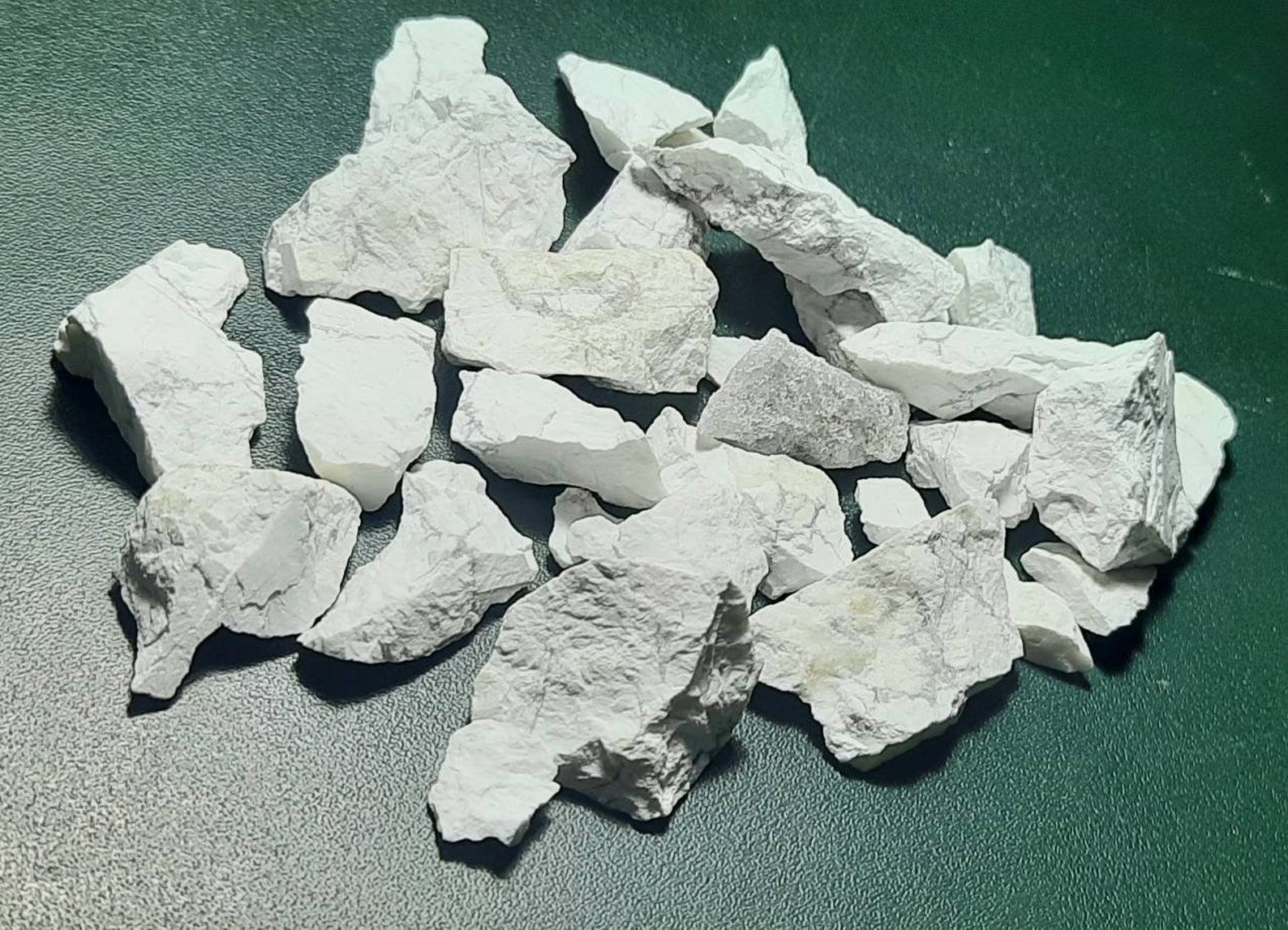 White Howlite Rough Stone White Howlite Rough Rocks White - Etsy