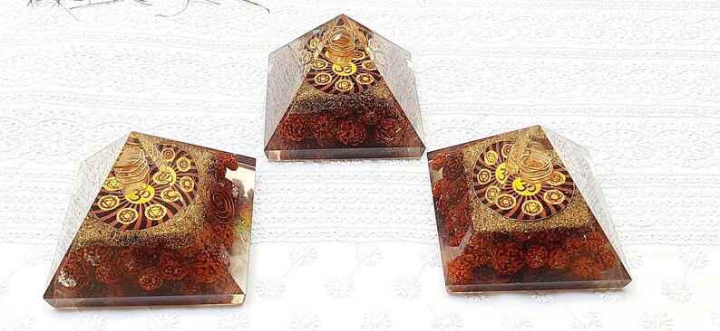 Om Rudrakash Pyramid,orgone Pyramid,om Pyramid,shiv Puja,vastu,money ...