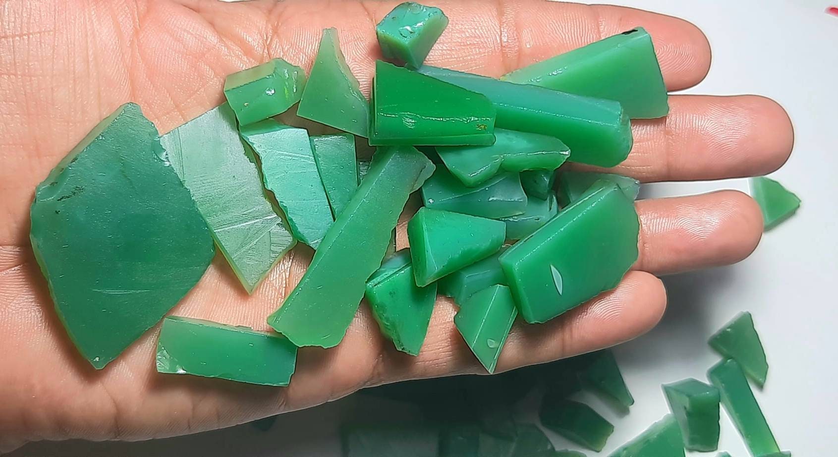 Dyed Chrysoprase Chalcedony Rough Gemstone: Raw Slices - Etsy Australia