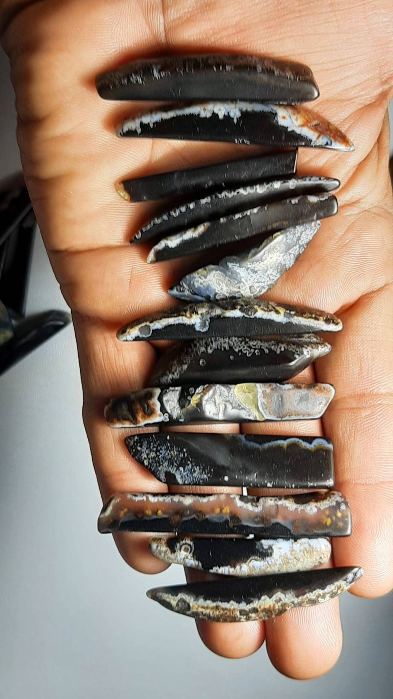 Black Banded Onyx Rough Gemstoneblack Banded Onyx - Etsy