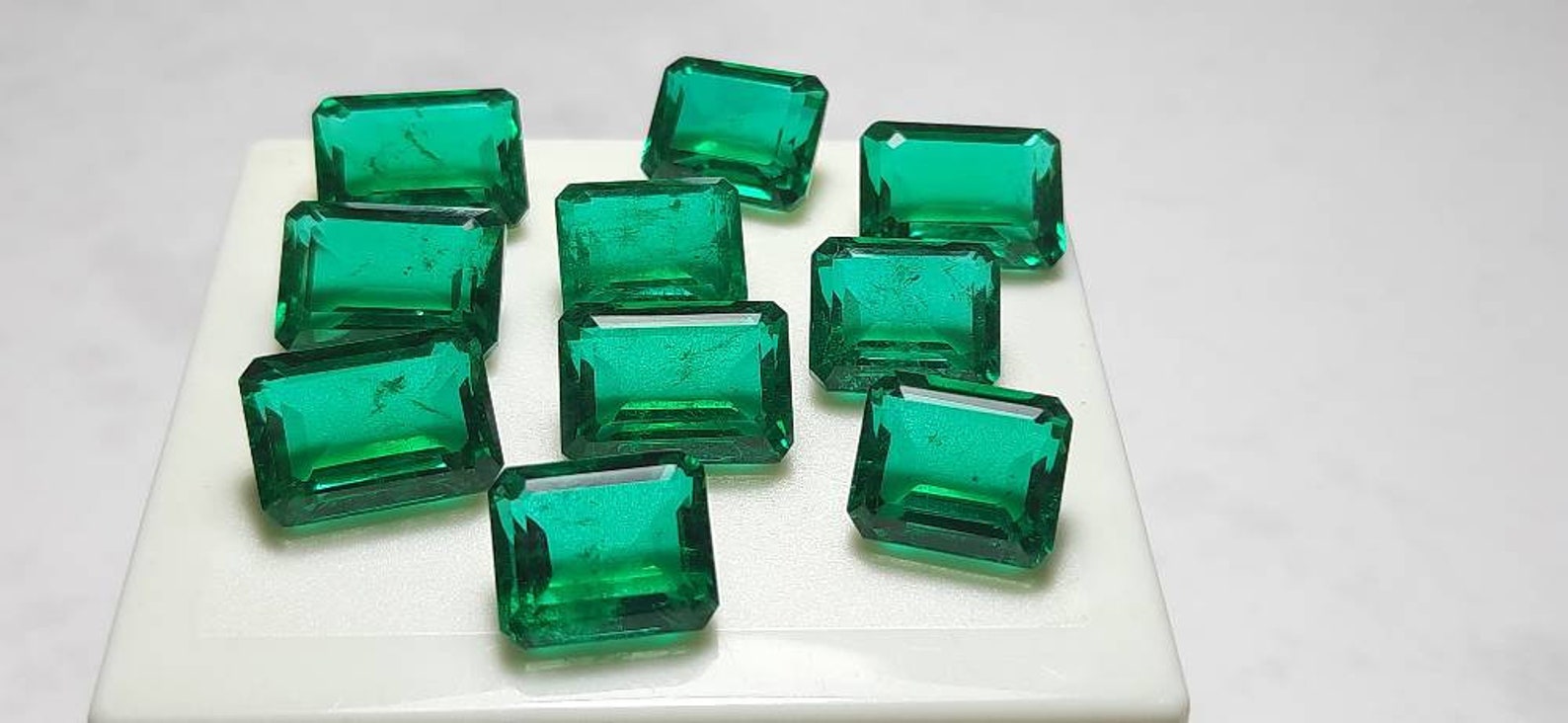 Emerald Colour Doublet Quartz Faceted Octagon:doublet Cut/emerald ...