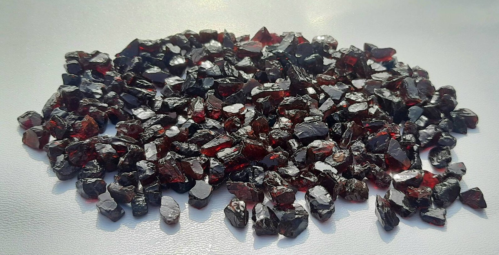 Natural Blackish Red Garnet Rough GemstoneBlackish Garnet | Etsy
