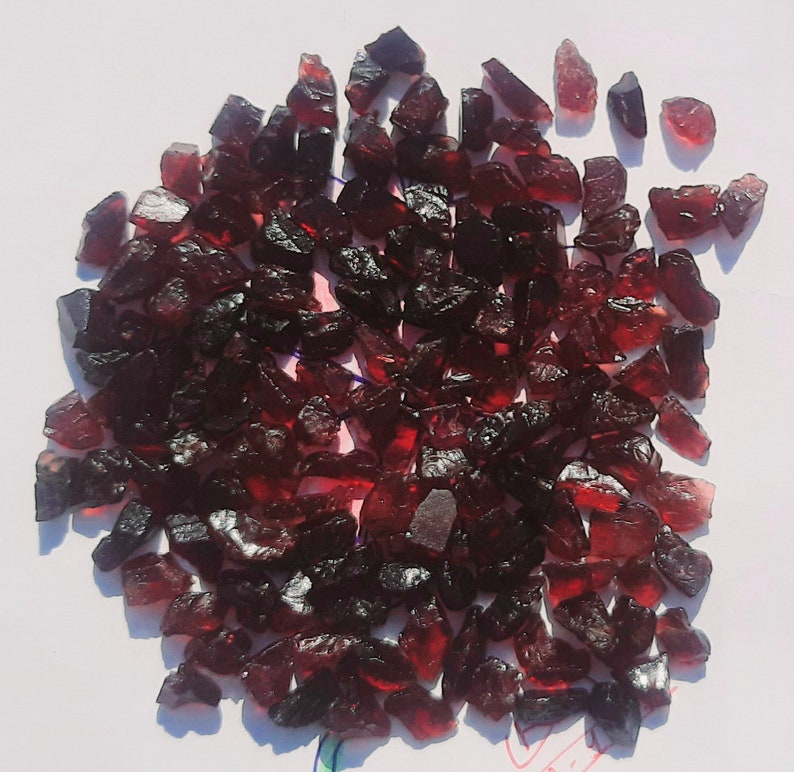 Natural Red Garnet Rough Gemstonered Garnet Specimensaaa - Etsy UK