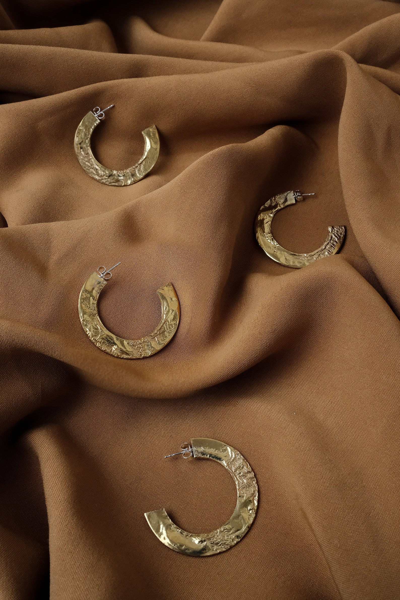 Thick Gold Hoops Gold Creole Earrings Textured Hoop Earrings Gold ...