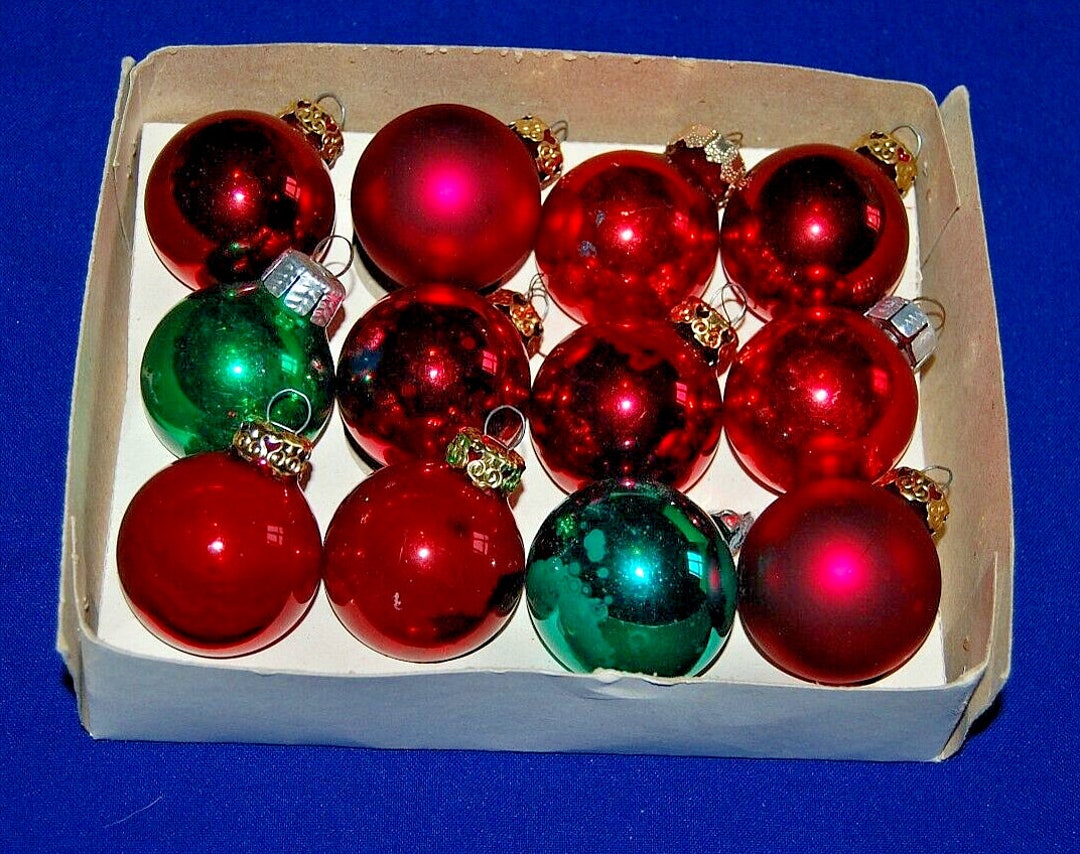 Vintage 12 Red Green Small Glass Christmas Tree Baubles 1E - Etsy