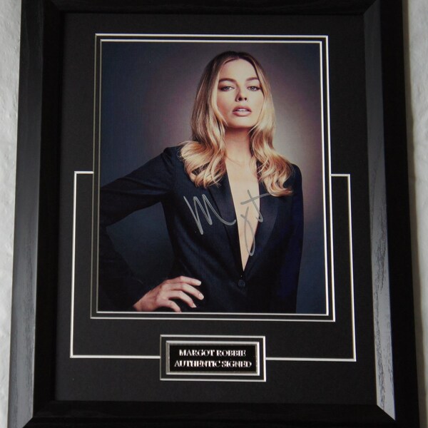 Margot Robbie Autograph - Etsy