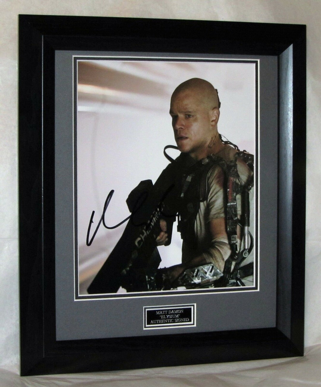 MATT DAMON Signed Elysium.framed AFTAL Dealer 199 Not a Copy or Printed ...