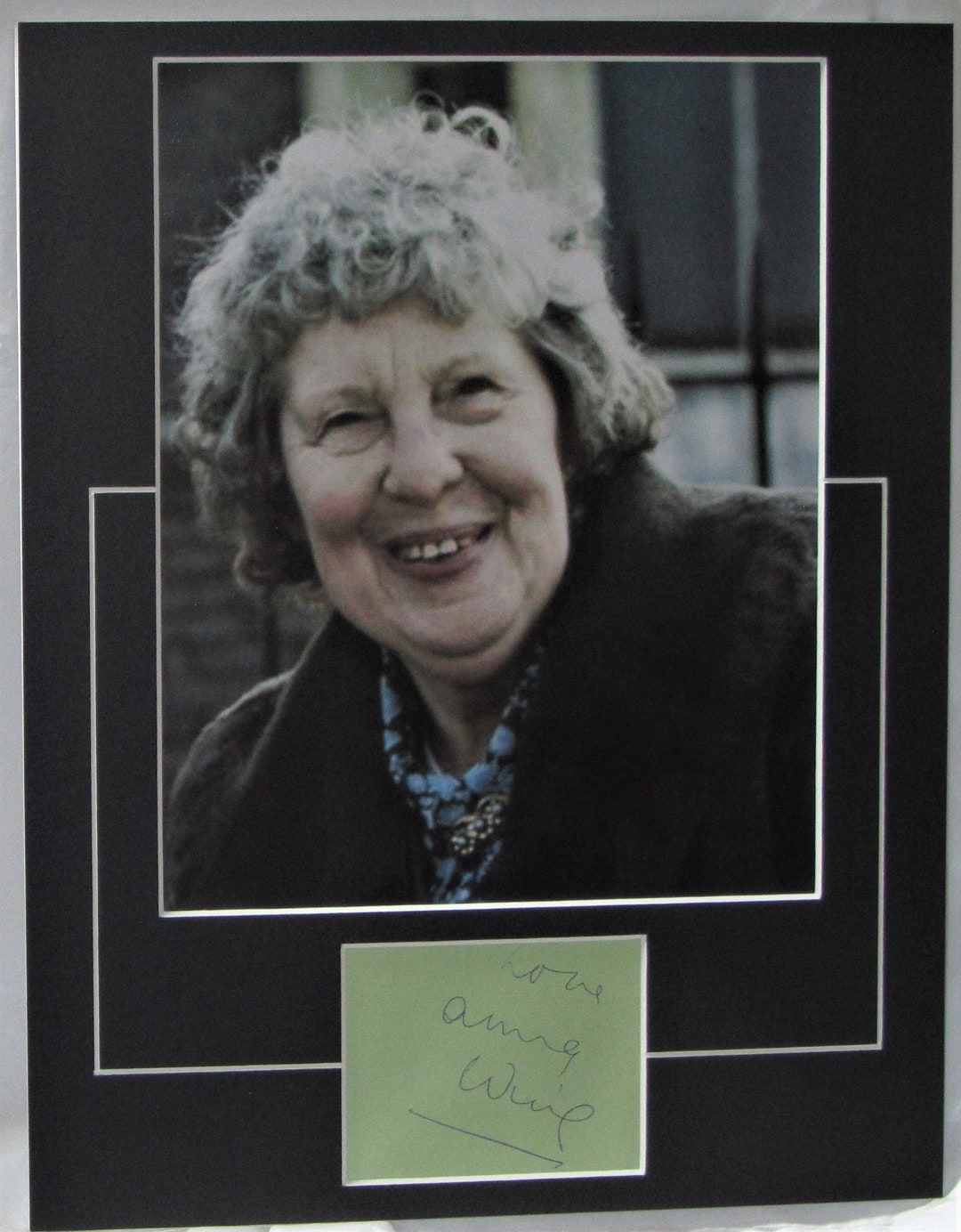 ANNA WING Signed Lou Beale Eastenders Matted Signed Vintage Page With ...