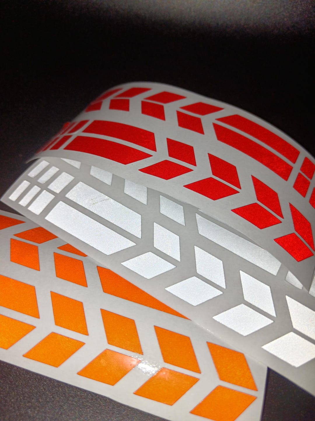 Set of 2 Reflective Arrows Decals, Fluorescent, Glow in the Dark Arrows ...