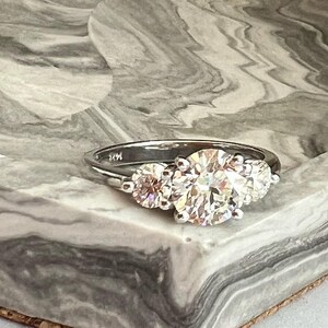 Three Stone Lab Diamond Ring, Round Cut Lab Created Diamond and 2 Round ...