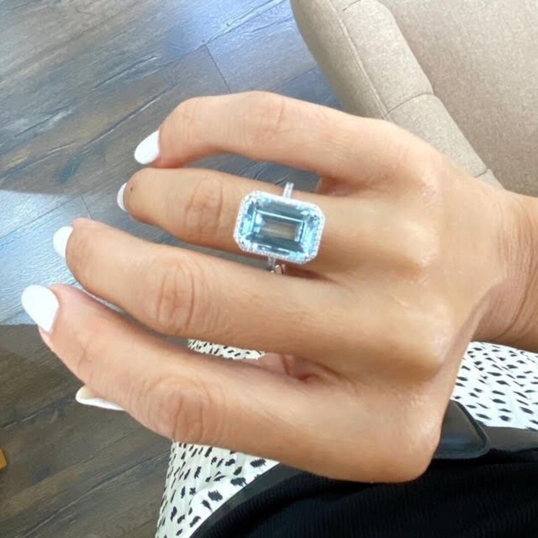 Huge Fancy Light Blue Color Ring, 11.81 Carat Blue Topaz Engagement ...
