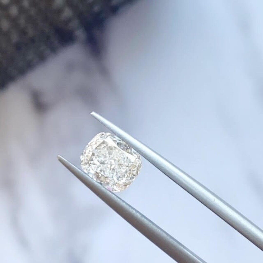 1.52 Carat F/VS1 IGI Certificated Lab Cushion Diamond, Custom Made ...