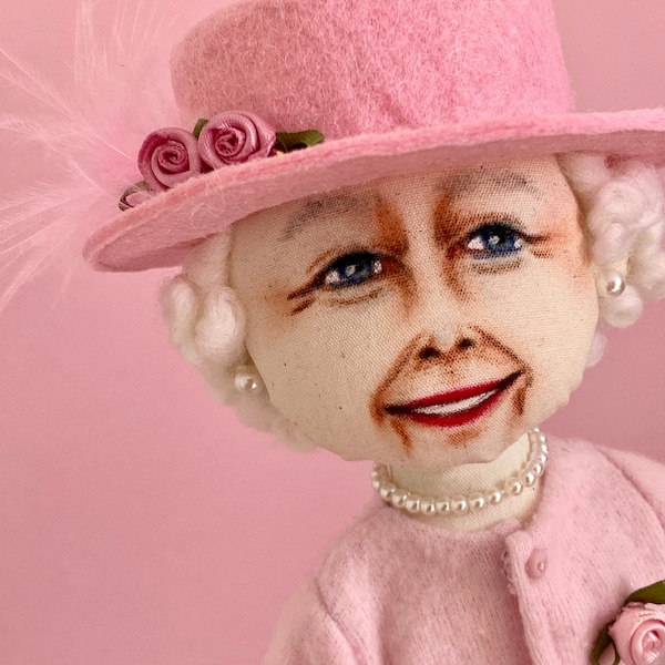 Queen Elizabeth Doll - Etsy